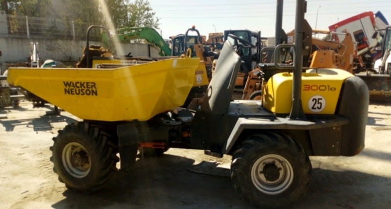 Dumper Wacker Neuson 3001 | subastaszentromachine.com